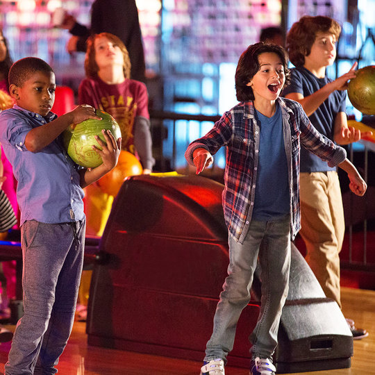 Bowling Alley, Party Venue & Sports Bar | Lucky Strike